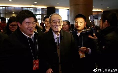 时代面孔无意成舟的诗人厉以宁 厉以宁 诗词 诗人 新浪新闻