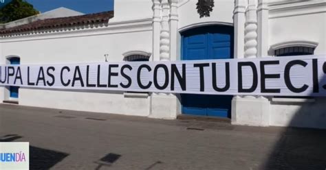 Una Intervención Artística En La Casa De Tucumán Provocó La Furia De