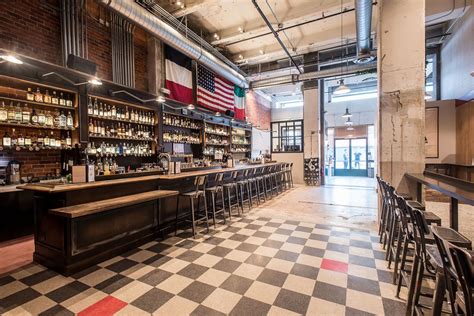 Bar Clacson Vibes Out Tonight In The Heart Of Downtown Eater La