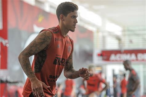 Pedro De Saída Do Flamengo 6 Clubes Miram Contratação Do Atacante