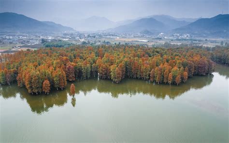 上虞丁宅管溪航拍风光溪流河流自然风景摄影汇图网