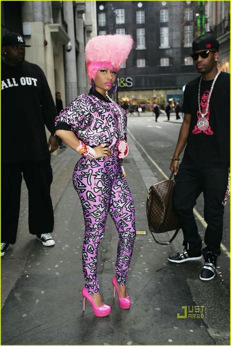 Nicki Minaj Bright Pink Catsuit Photo 2513074 Nicki Minaj Photos
