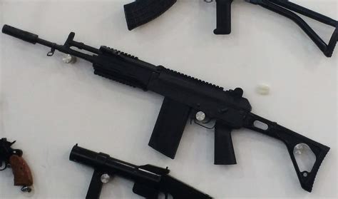 New 7 62x51mm Assault Rifle R2 Made By OFB On Display At DEFEXPO2018 2048 1207 IndiaSpeaks