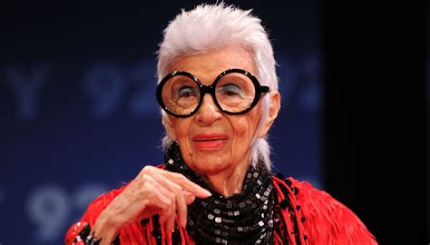 Iris Apfel è Morta La Stella Della Moda Ci Lascia A 102 Anni