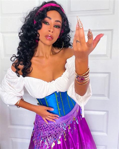 🔥elijah Woodz Xxx🔥 On Twitter Rt Gsus 💚💚💚💚 Cosplay Esmeralda