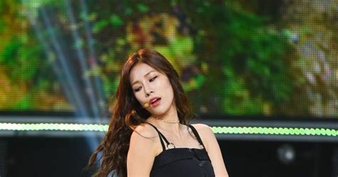 스텔라 전율 눈빛부터 남달라