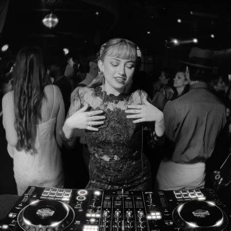 ‎jazzy House At A Cocktail Lounge Tinzo Dj Mix Album By Tinzo