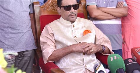 পদম সতত বইক চলচলর সদধনত তরণদর জনয পরধনমনতরর ঈদ উপহর