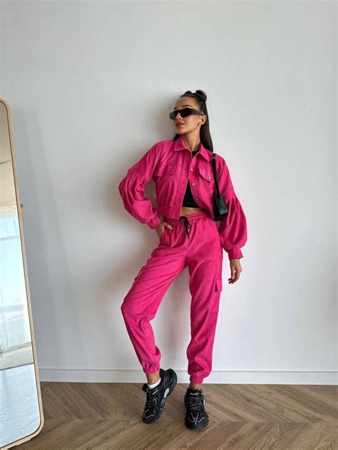 Костюм — ціна 840 грн у каталозі Брючні костюми Купити жіночі речі за доступною ціною на Шафі