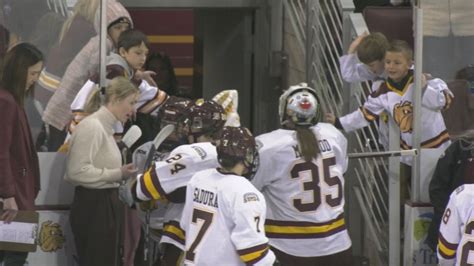 Umd Womens Hockey Now Ranked 6 Macleod Earns Wcha Goaltender Of The