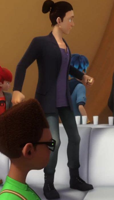 Theo Barbot Miraculous Ladybug S3 Party Crasher