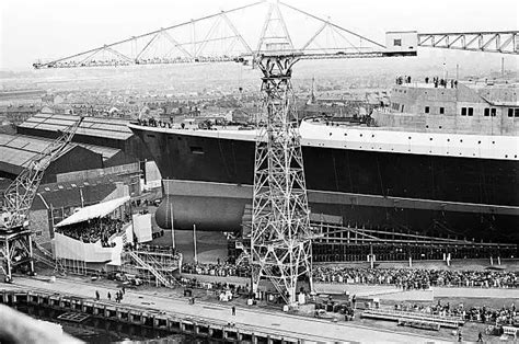 Queen Elizabeth Ii Launching The Cunard Cruise Liner The Qe2 In T Old