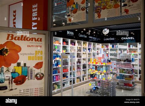 Duty free shop near the passenger departure gate at Krakow’s John Paul ...