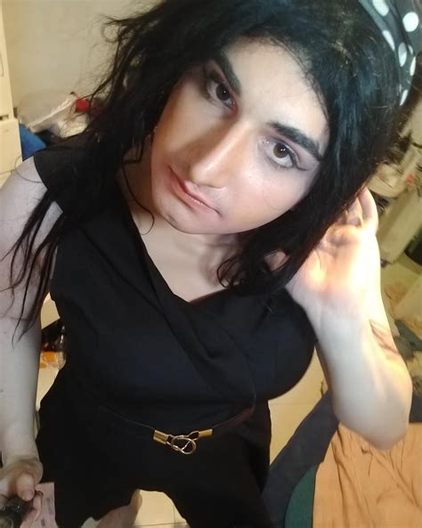 I Dont Need Therapy I Need Constant Affirmation That I Am Cute R