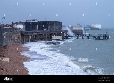 Sturm Eowyn 2025 Fotos Und Bildmaterial In Hoher Auflösung Alamy