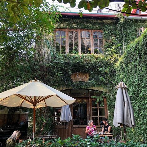 Top 20 Quán Cafe đẹp Hà Nội Giá Rẻ Bình Dân View Sống ảo Decor Siêu Chất