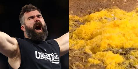 Jason Kelce Lost His Super Bowl Ring In A Pool Of Chili During A Live