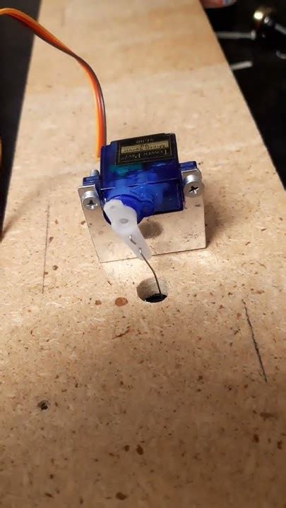 scambio con servomotore pilotato da arduino youtube