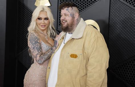 Jelly Roll Stuns With His Phenomenal 100 Pound Weight Loss At The
