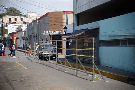 Parqueo De Calle José Reyes En Fase De Inicio De Demolición Diario Libre