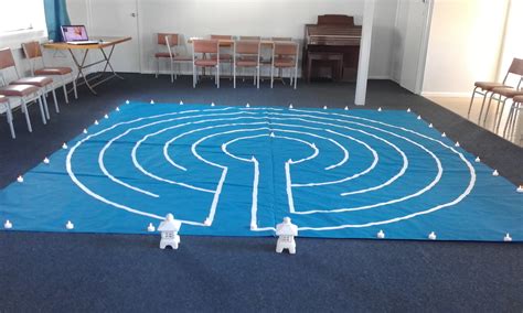 Blue 5 Circuit Labyrinth