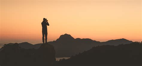 辣娜 Nana ．ourdooryoga 💬 辣娜說 千千萬萬個選擇的時刻會出現在你的生命中 或許常常會想說如果某件事我不那麼決定會不會更好， 但我都試著不要去覺得後悔那些時刻 發生的