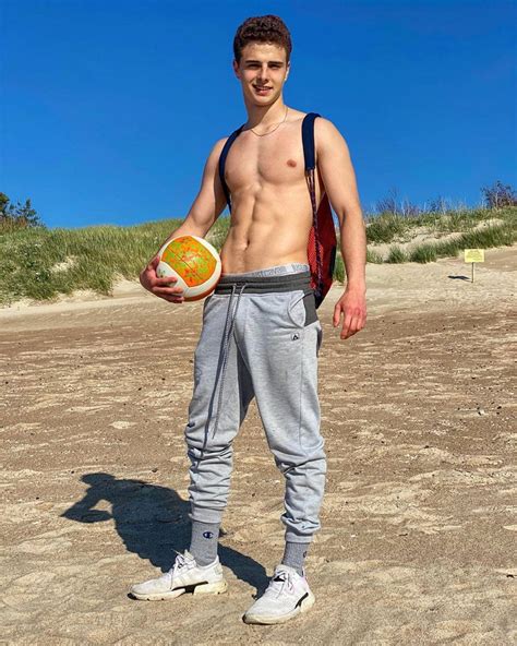 Kuba Zdrójkowski wystąpi w Tańcu z gwiazdami