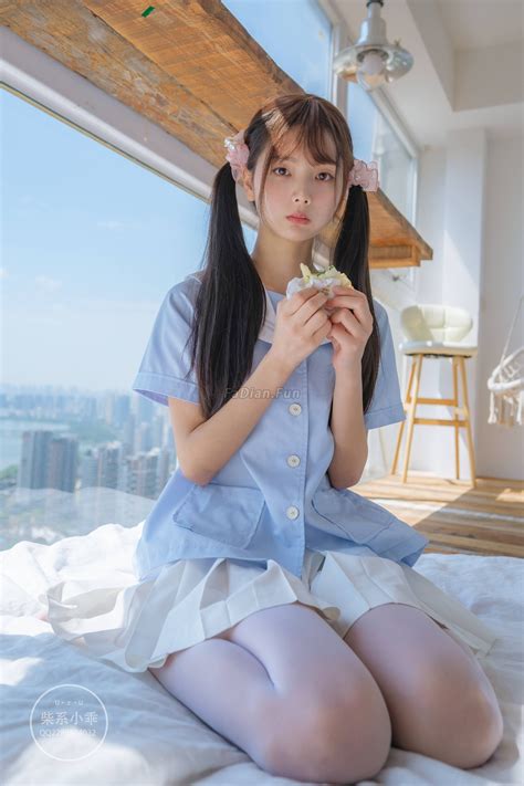 赤西夜夜 晴空02 [79p 1v 1 10gb] 发电姬