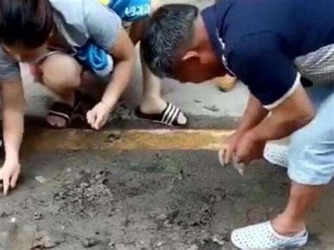 附图有人暴富：因广州暴雨被大水冲走大量黄金珠宝