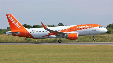Oe Icc Manchester Airport Egcc Runway 23l Andrew Holden Flickr