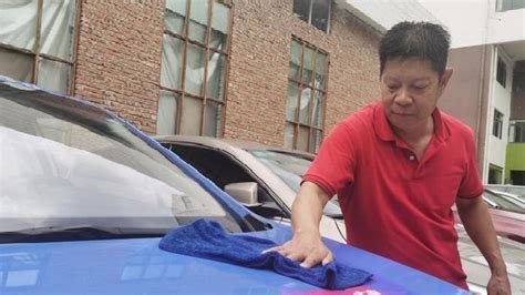 昆明出租车司机连续20年爱心送考 助学子顺利高考 凤凰网