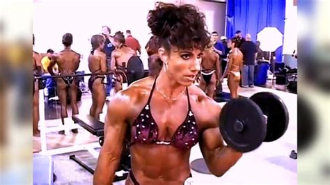 Fbb Bodybuilder Annie Rivieccio Pump Room Iv Bodybuilding Muscle Fitness Gym Girls