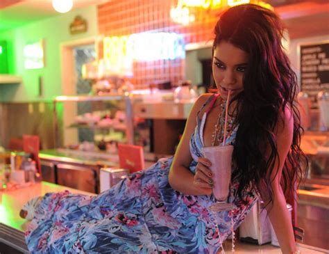 Vanessa Hudgens As Candies Spokesmodel Wearing Bikini Technica Lifestyle