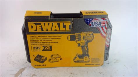 Dewalt Cordless Drill Driver Combo Kit Property Room