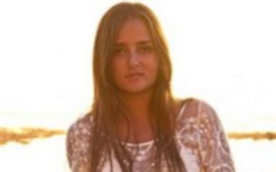 Jamilaty Brazilian Girl Offering Her Virginity For Sale At An Auction On The Internet Auction