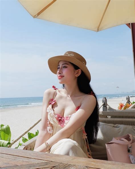 89 Ảnh Tiktoker Phan Thị Cẩm Hồng Sexy Xinh đẹp Gợi Cảm