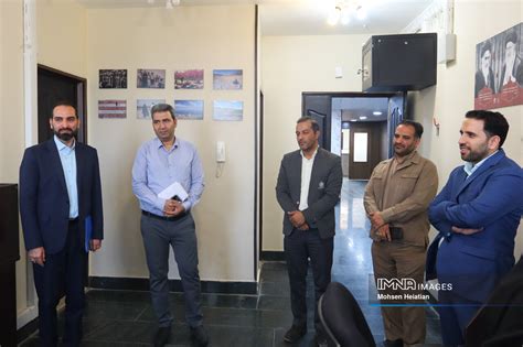 ایمنا بازدید مدیر منطقه ۴ شهرداری اصفهان از خبرگزاری ایمنا