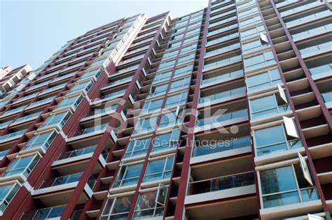 윈도우와 노란색과 빨간색 건물 스톡 사진 Freeimages