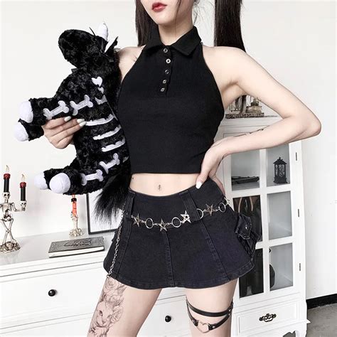 섹시한 여성용 튜브 탑 밀착형 등이없는 조끼 검정색 단색 홀터넥 민소매 크롭탑 여성 의류 스트리트웨어 나시