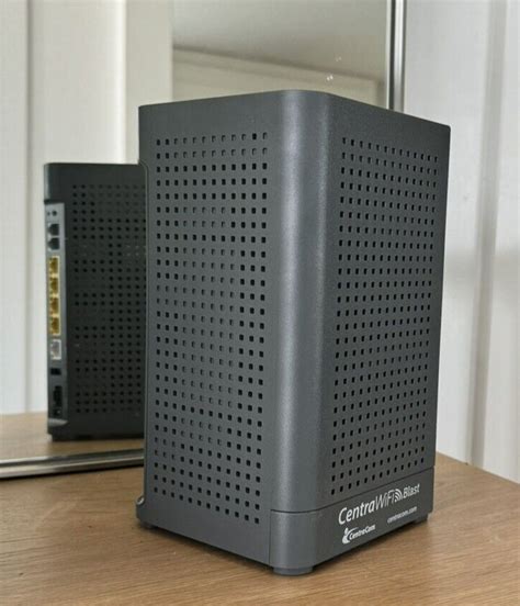 Used Calix Gigaspire Blast U6 2 Gs4227e Router Open Box Comes In