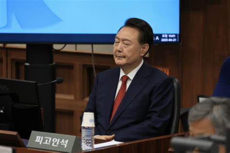 尹측 의원 끌어내기 불가 Vs 경비단장 불가능한 지시 왜 했나 공방