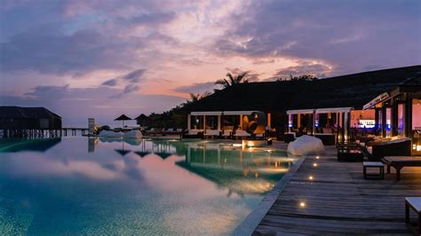 Charitybuzz 5 Night Glass Bottom Bungalow Resort Stay And More In The