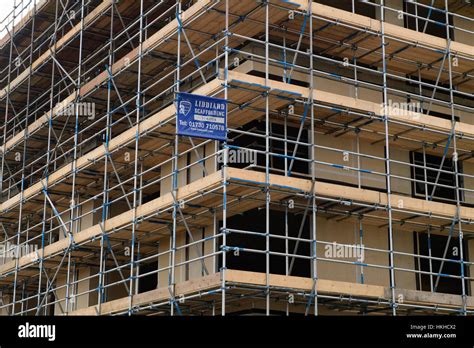 Scaffolding Around Building During Construction Stock Photo Alamy