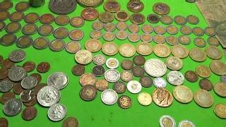 Una PequeÑa ColecciÓn De Monedas Antiguas Old Doovi