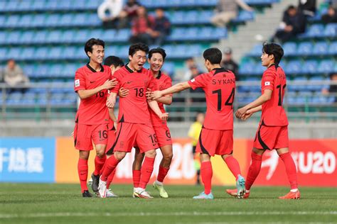 김은중호 U 20 아시안컵 첫 경기서 오만 ‘대파