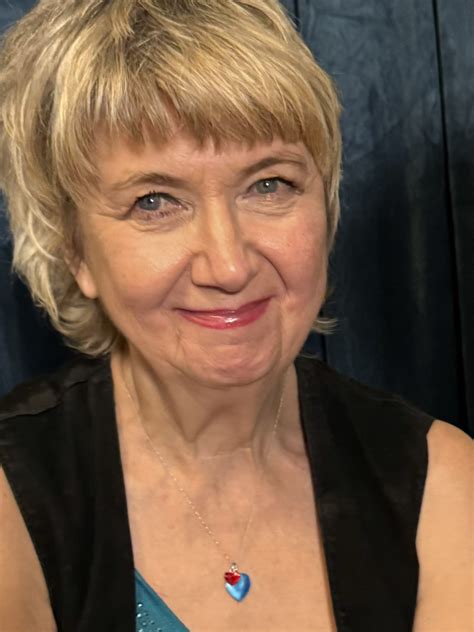 Sångerskan Suzzie Tapper Om Livet Med Parkinson ”en Del Av Livet