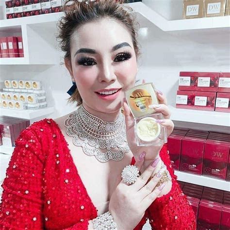 Oun Leak ដំណាងចែកចាយ Dw Cambodia