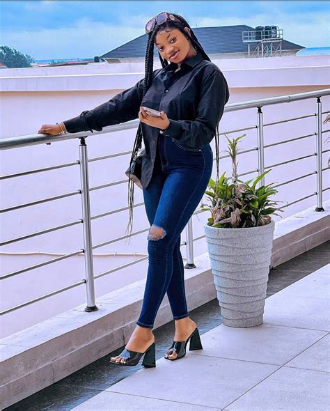 Actress Simisola Gold Was Arrested By The Icpc For Selling New Naira Banknotes Ranks Magazine