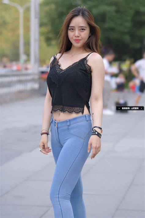 Beautiful Asian Women Peach Pants European Girls Black Pantyhose