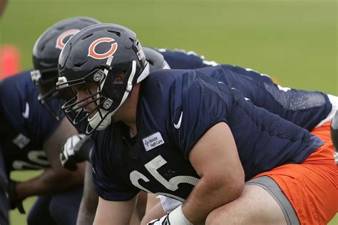 Chicago Bears 2017 Position Battles The Offensive Line Will Be Even